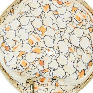 Loungefly | Bags | New Loungefly X Amc Perfectly Popcorn Crossbody Bag ...